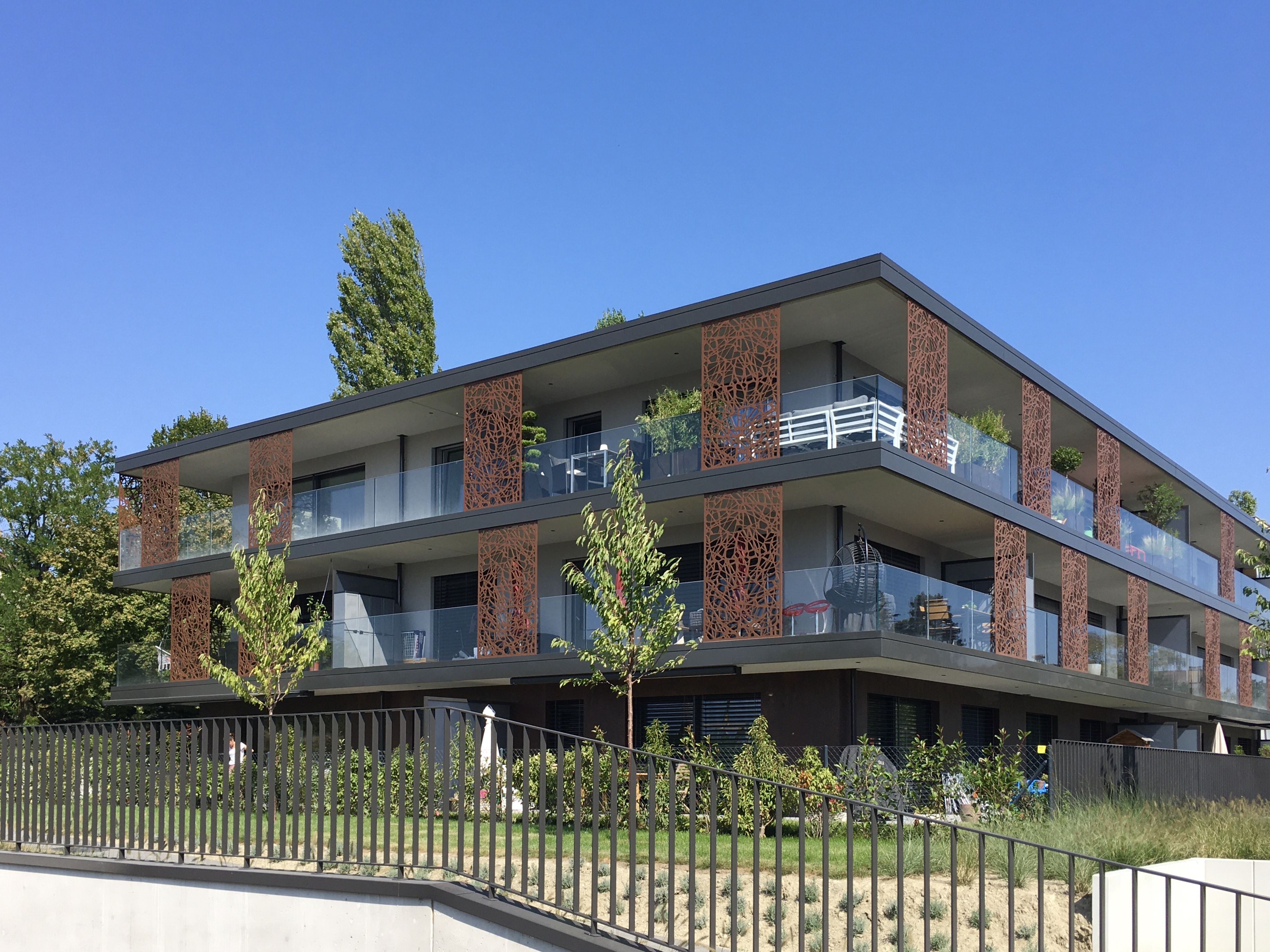 NYON (VD), 55m2 avec jardin – 2.5 PCES (meublé) - Davel Immobilier